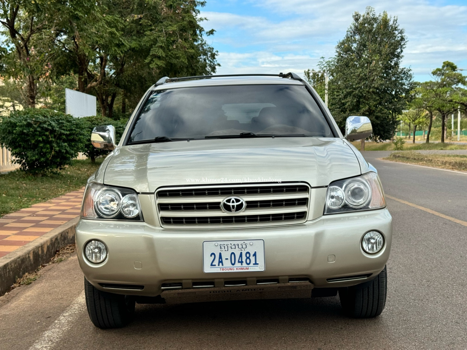 Toyota Highlander ឆ្នាំ 2002 Limited Full Option ស្គុត1ជុំ ...