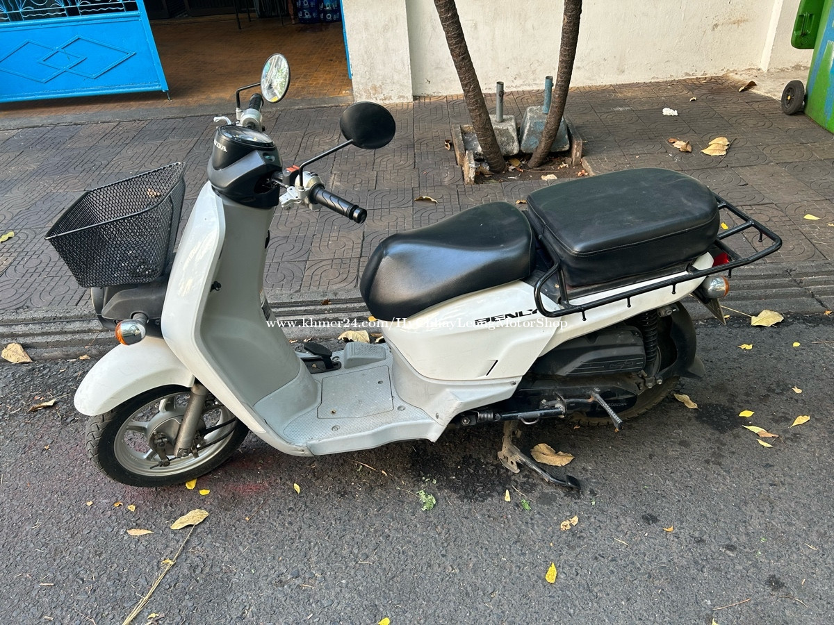 Honda benly 50cc Japan 100% មានពន្ធកាតគ្រី price $480.00 in Boeng Prolit, Prampir Meakkakra ...