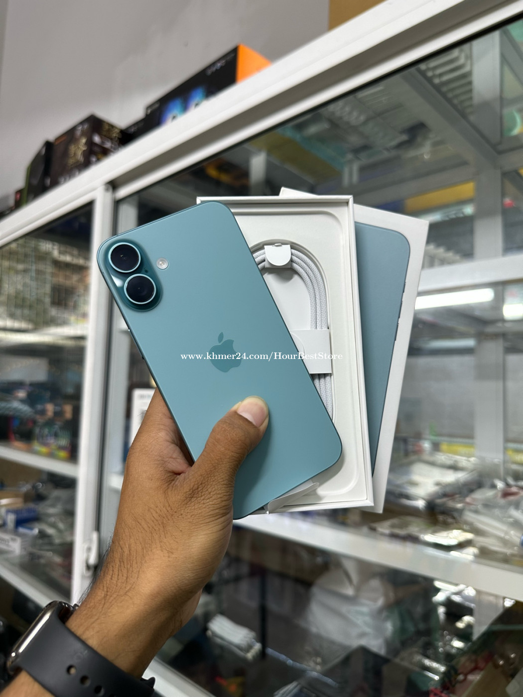 iPhone 16 Plus 128G ទ្រនាប់ សុីម ប្រេី បាន គ្រប់ ប្រព័ន្ធ (Lock Sim) price $810.00 in Tuek L'ak ...