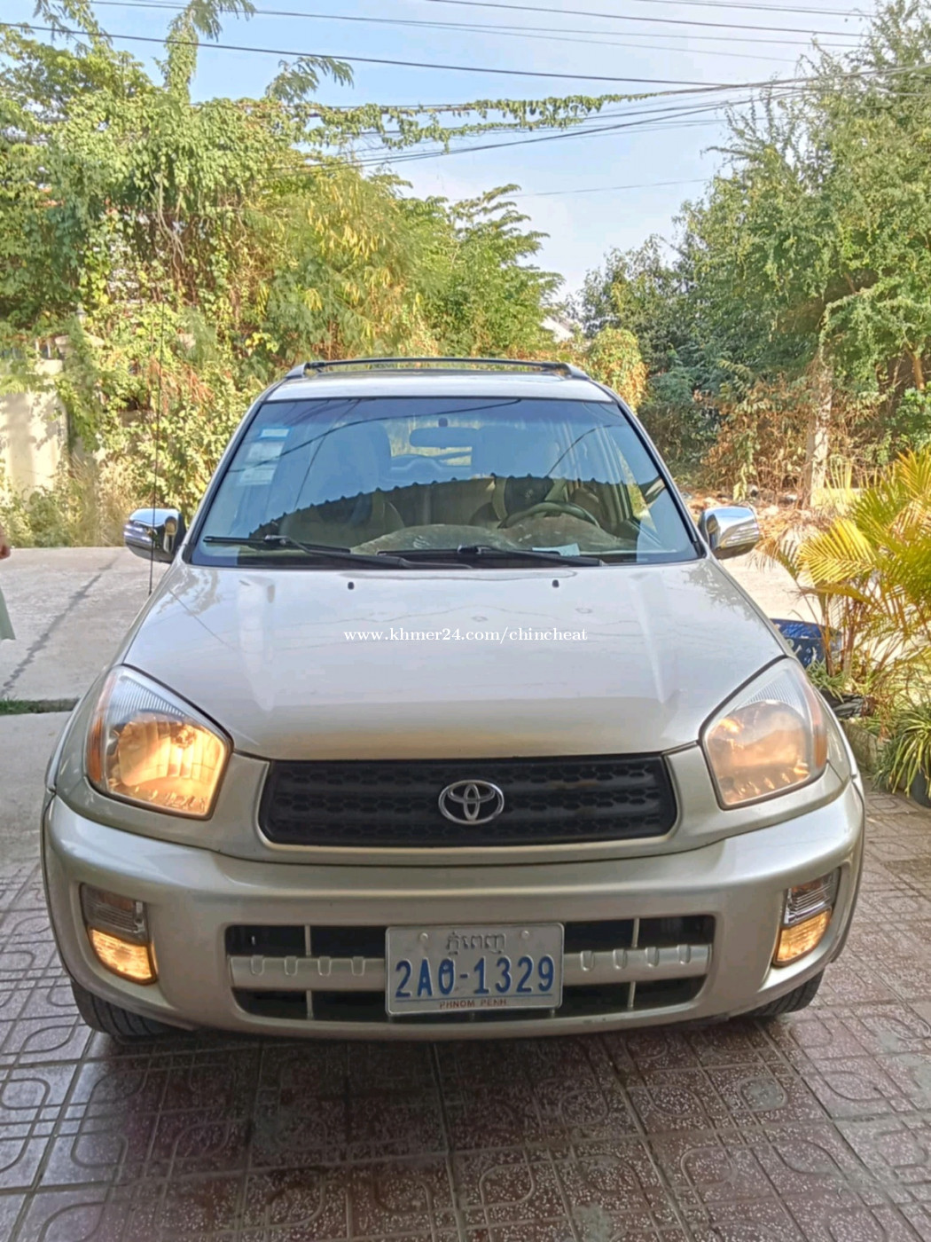 លក់ RAV4 L 01 full ABS បើកតំបូល price $7900.00 in Chak Angrae Kraom ...