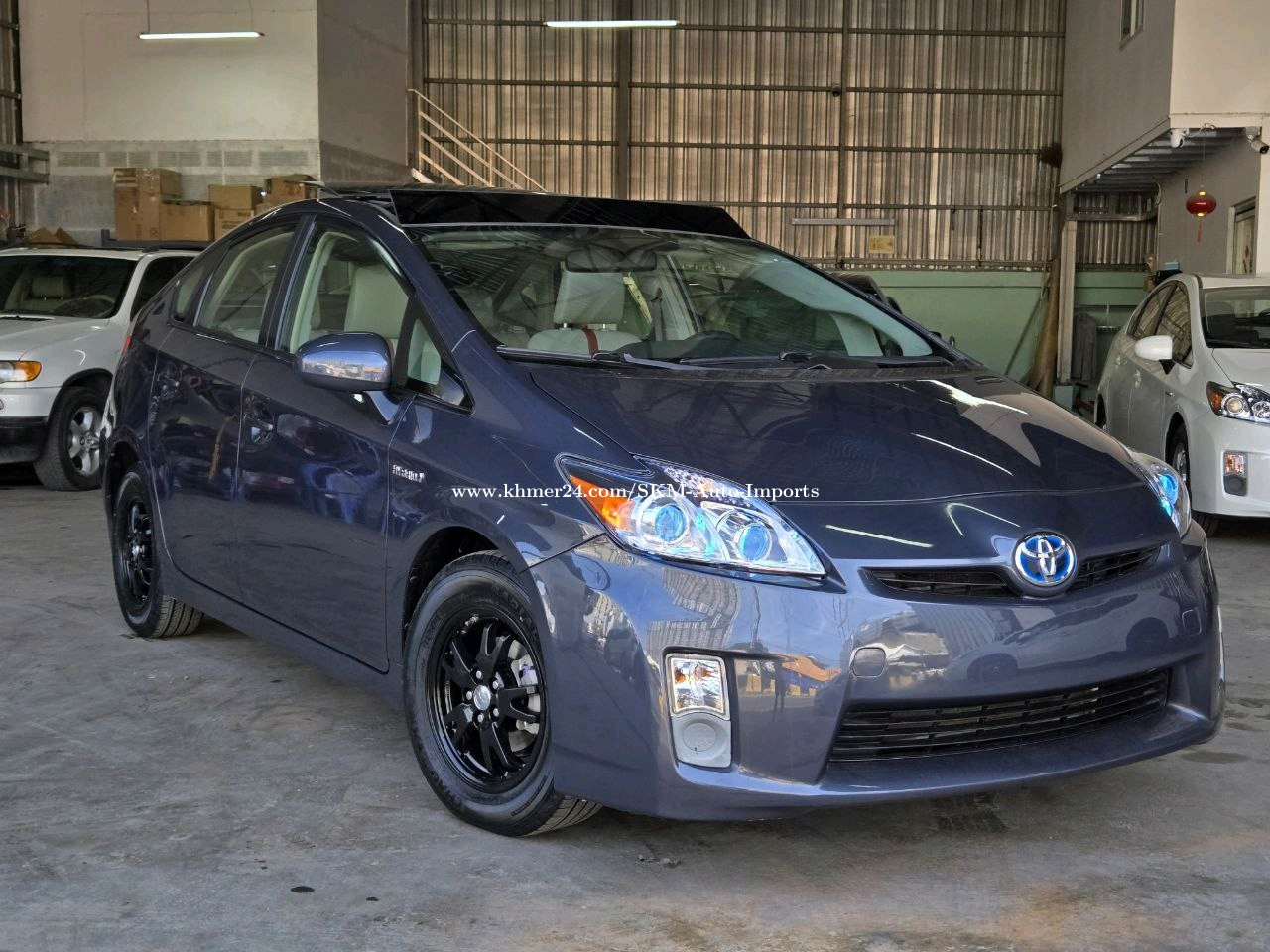 Prius 010 option 3 solar ធានាឡានស្អាត ពិន្ទុខ្ពស់ រំលស់ការទាប 0.57% ...