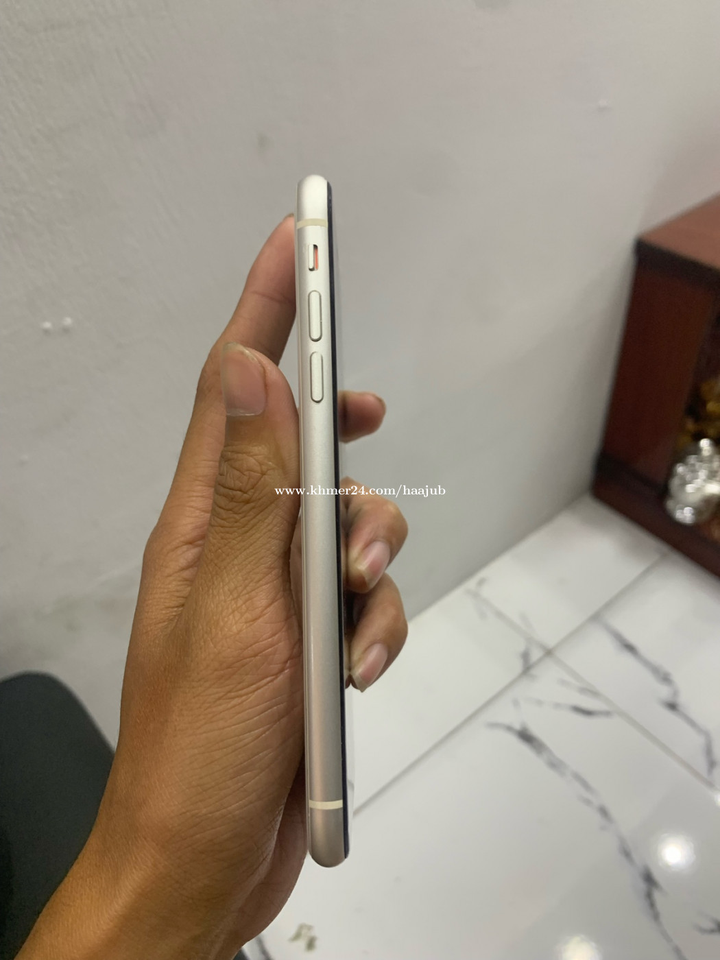 iPhone 11 128g price $190.00 in Chbar Ampov Muoy, Chbar Ampov, Phnom Penh, Cambodia - Dee haa ...