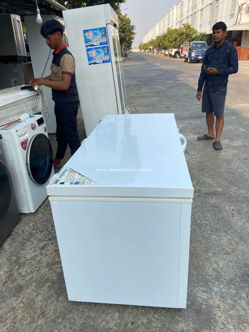 ទូកកសុទ្ធ 1.50m price $351 in Dangkao, Dangkao, Phnom Penh, Cambodia - Jii Win | Khmer24.com