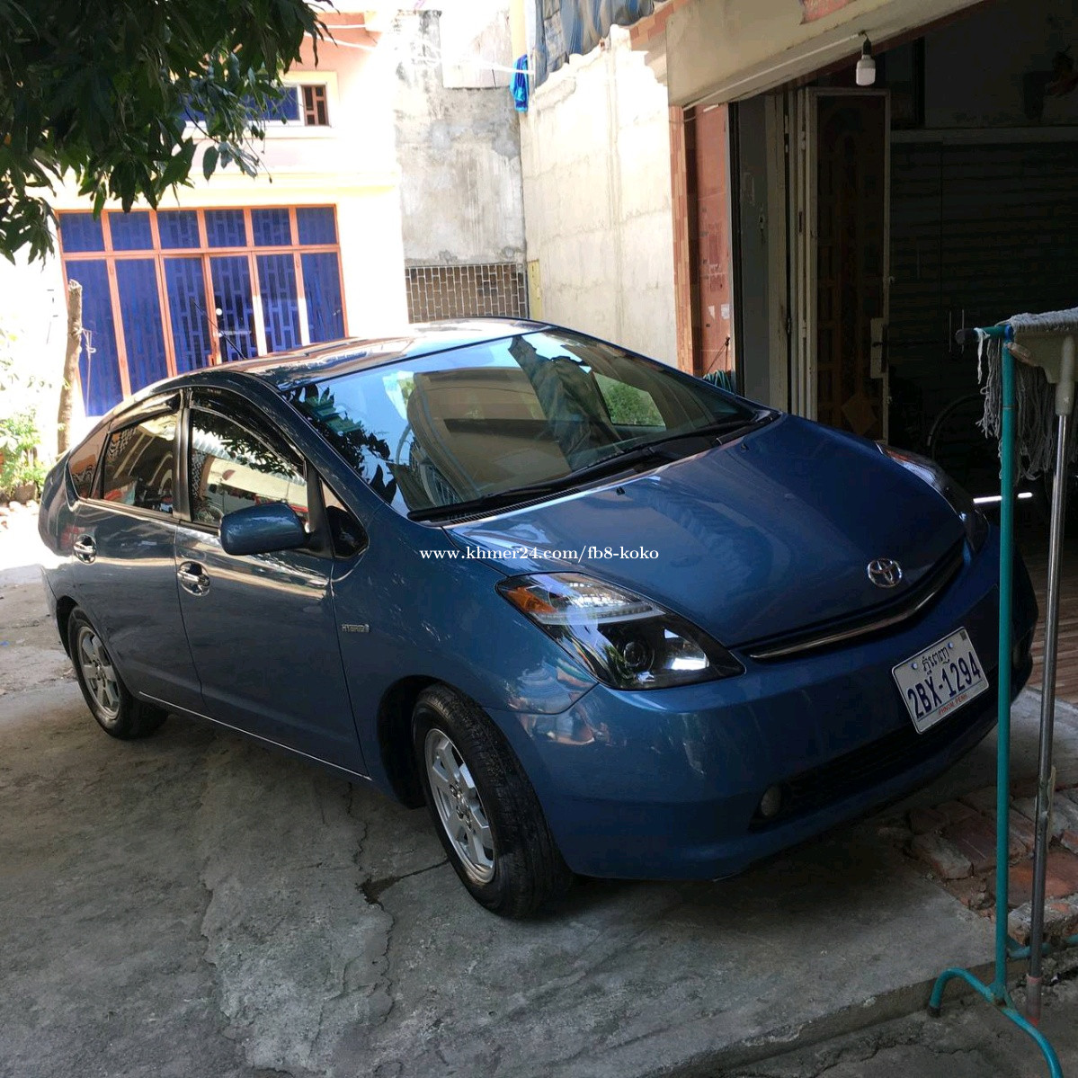 Toyota Prius 06 h Full option price $9700.00 in Kouk Khleang, Saensokh ...
