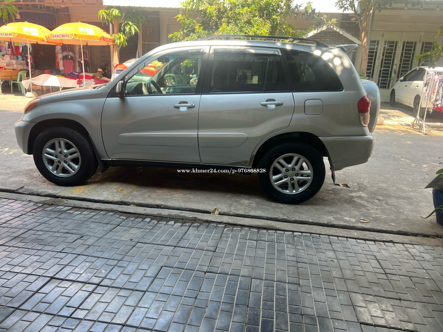 RAV4 L 2001 pong1 price $8600.00 in Samraong Kraom, Por Senchey, Phnom ...
