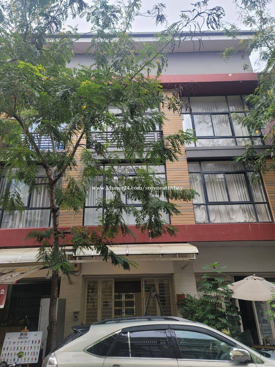 ផ្ទះតម្លៃក្រោមទីផ្សារ Shophouse price under Market price $130000.00 in Chbar Ampov Muoy, Chbar ...