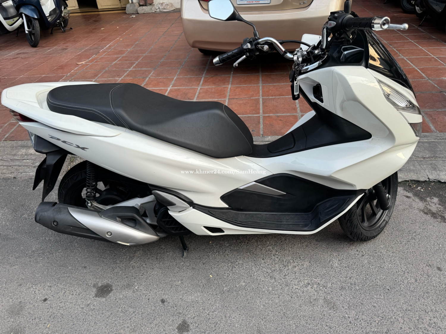 Honda pcx Japan ថ្មី90% price $2170.00 in Boeng Prolit, Prampir ...