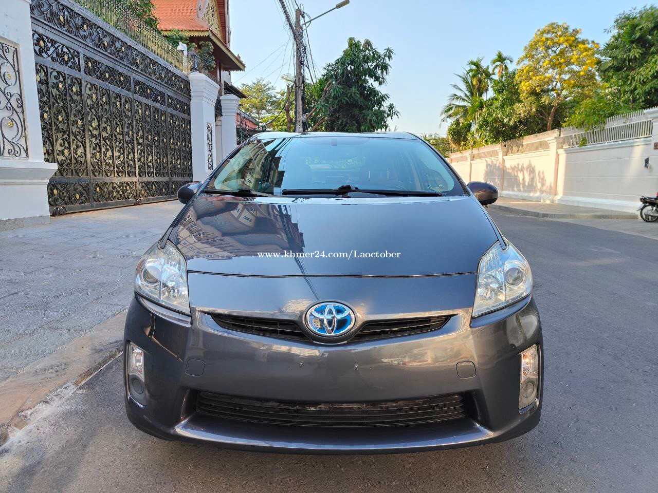 Prius 010 options 4 ម៉ាញេអេនត្រយ ខាងក្នុងប្រផេះ ក្រដាសពន្ធ ...