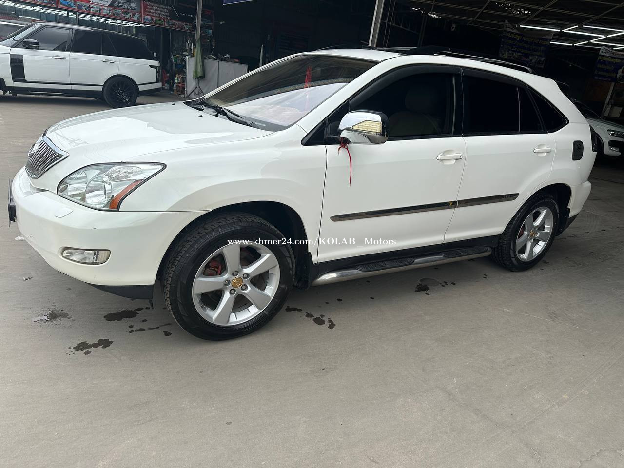 ឡានលក់នៅស្អាតណាស់ Lexus Rx.330.ជិះផ្ទាល់ខ្លួនមិនសូវជិះទេ ឯកសារគ្រប់ price $20200.00 in Phnom ...