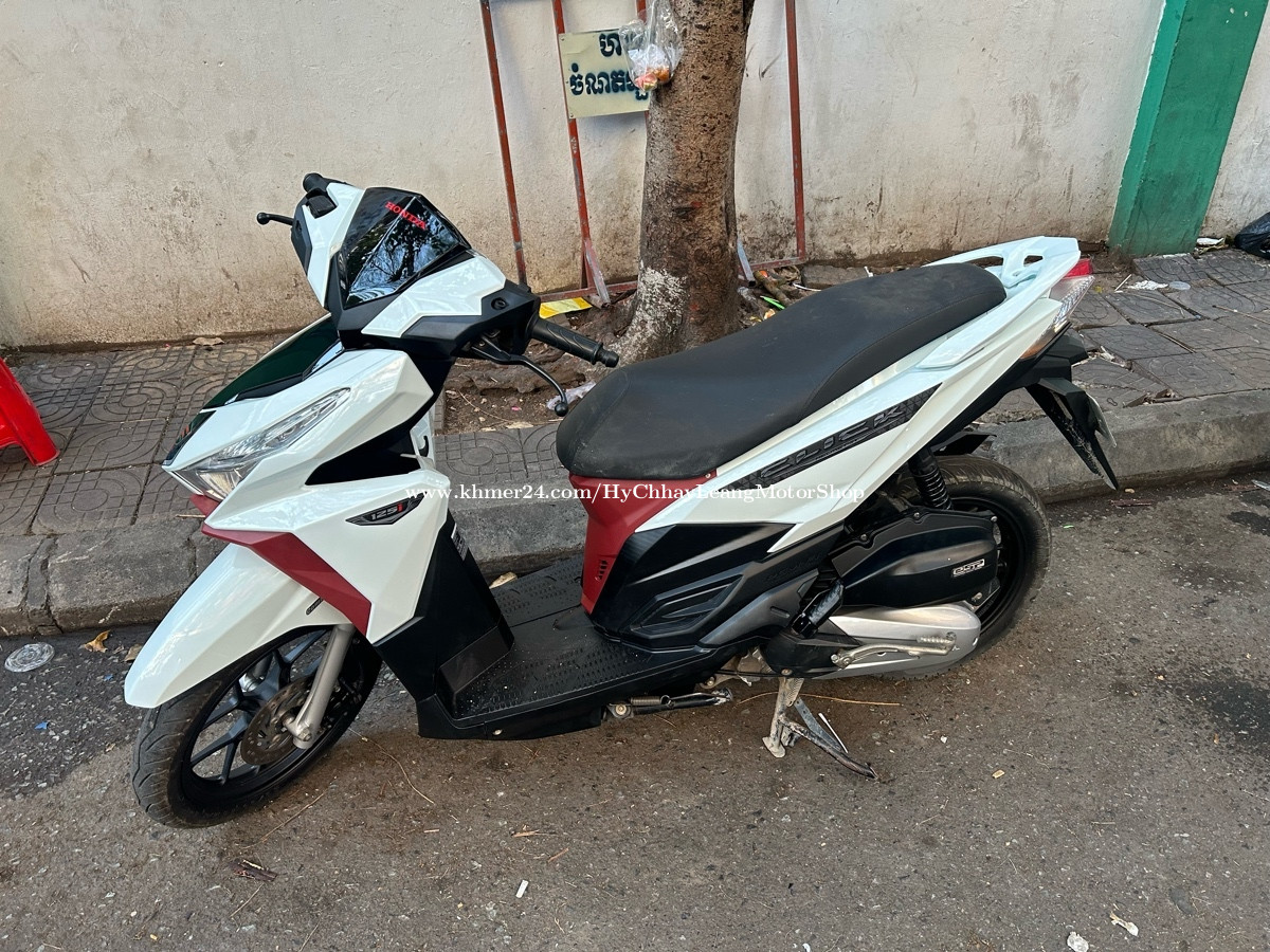 Honda click 125cc year 2017 មានពន្ធកាតគ្រី price $980.00 in Boeng Prolit, Prampir Meakkakra ...