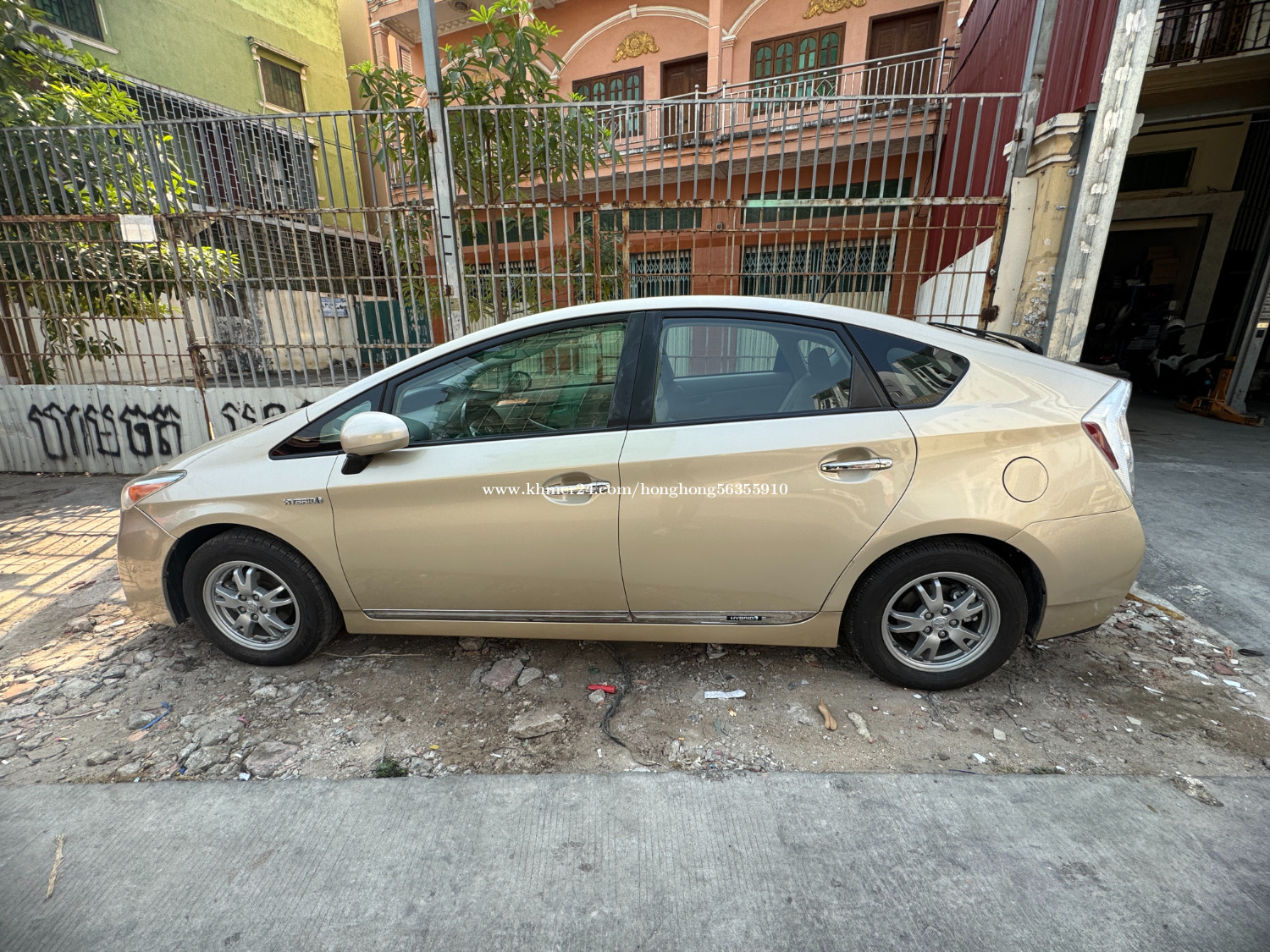 2010 PRIUS GOLD PP 2-CC price $16500.00 in Stueng Mean chey 1, Mean ...