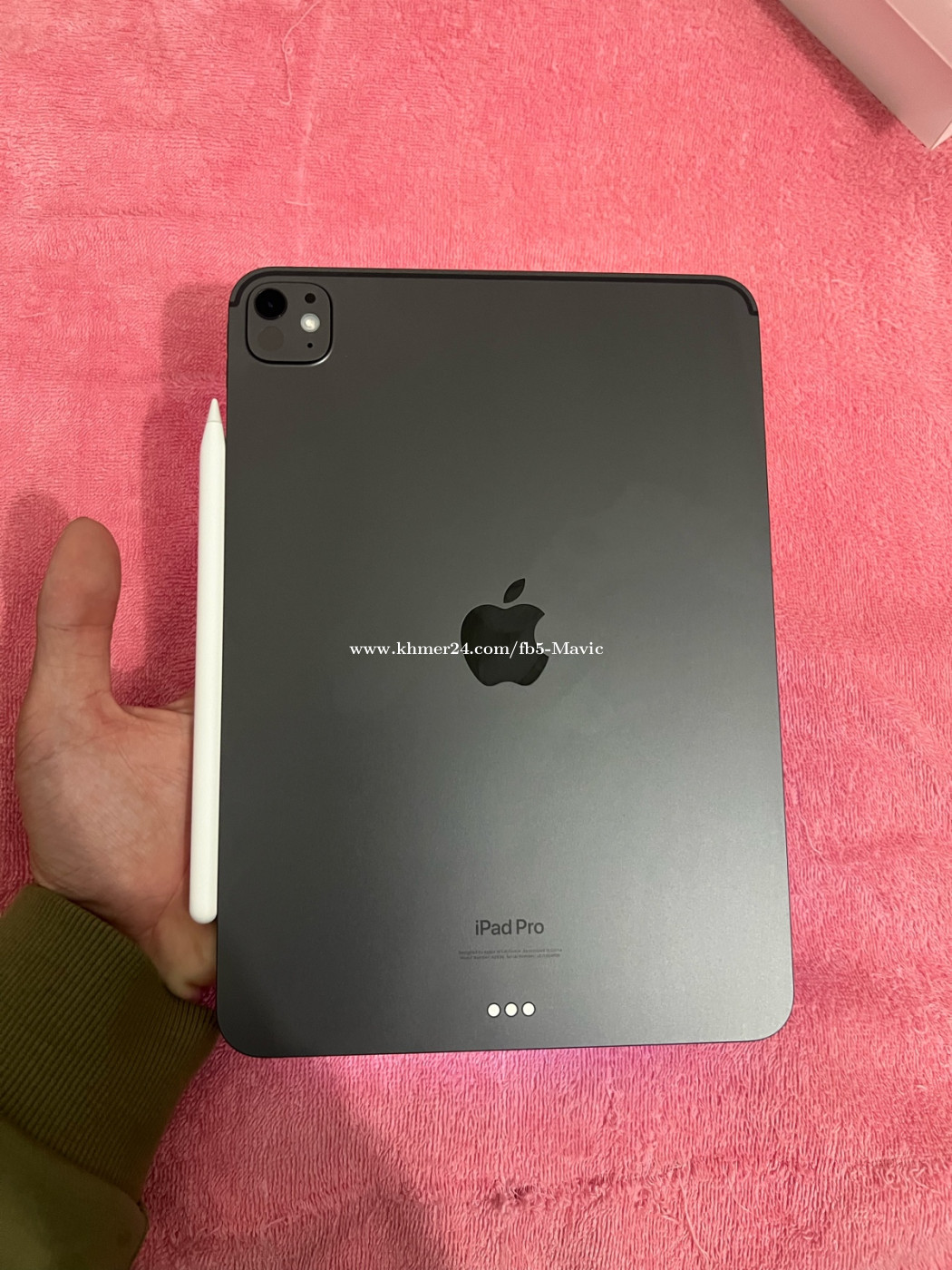 Ipad pro M4 full set 99.99% price $1190.00 in Tonle Basak, Chamkar Mon ...