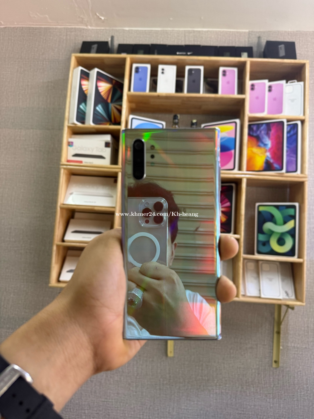 Samsung NOTE 10plus 256G ស្ទើរសំបក price $120.00 in Phsar Daeum Kor ...