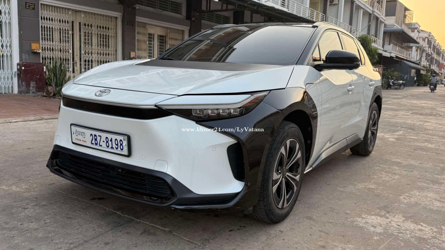Toyota Bz4X Full 2023 615km ធានាឡាននៅស្អាតស្កុតមួយជុំថ្មល្អឆ្នាំងសាកគ្រប់ price $34400.00 in ...