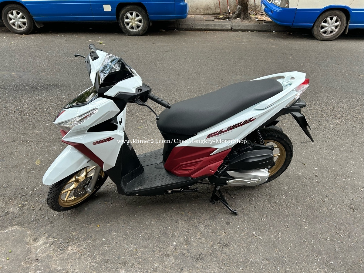 Honda click 125cc year 2017 មានពន្ធកាតគ្រី price $1080.00 in Boeng Prolit, Prampir Meakkakra ...