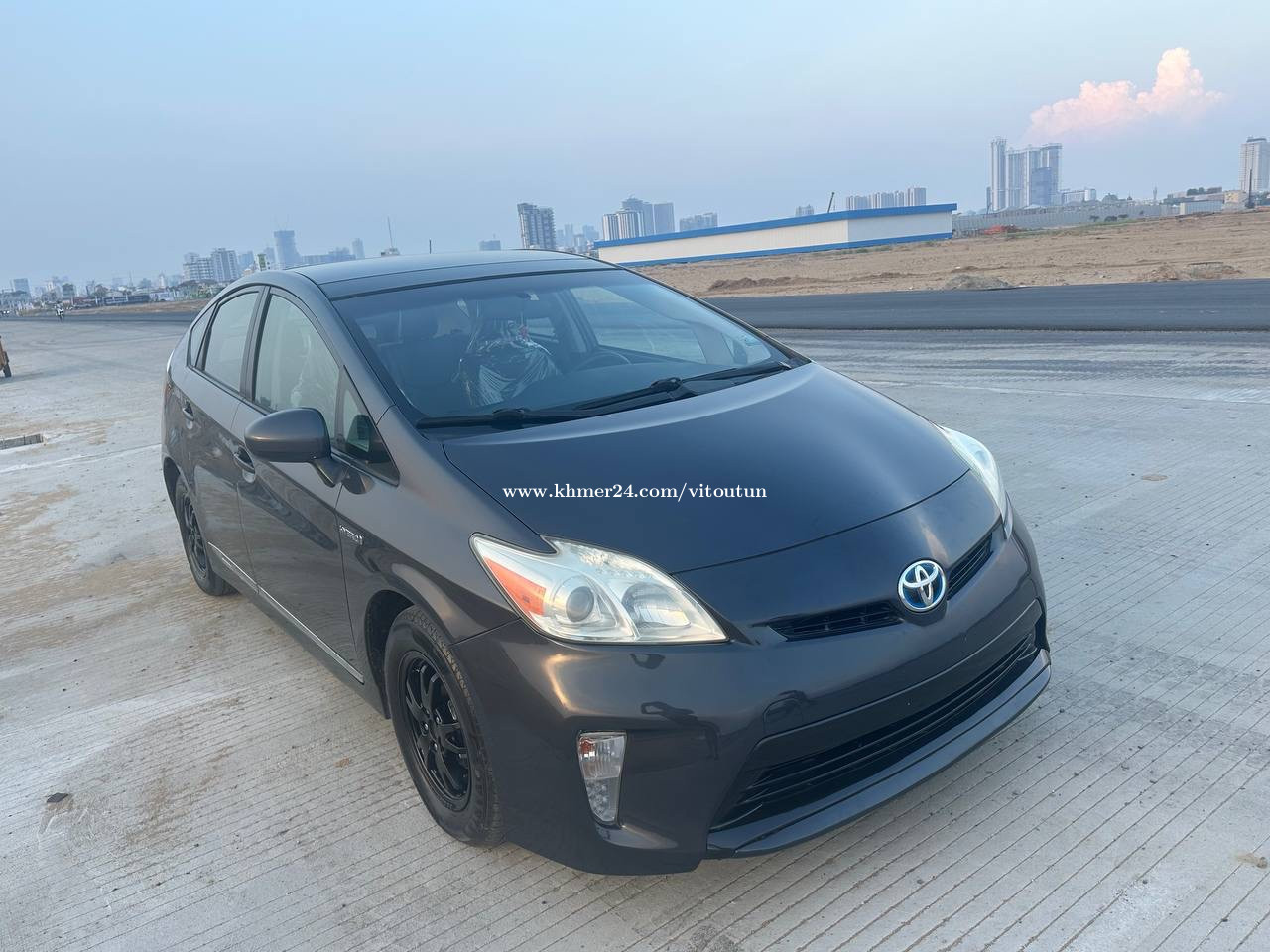 Prius 012 option 3 solar price $17900.00 in Boeng Tumpun 1, Mean Chey ...