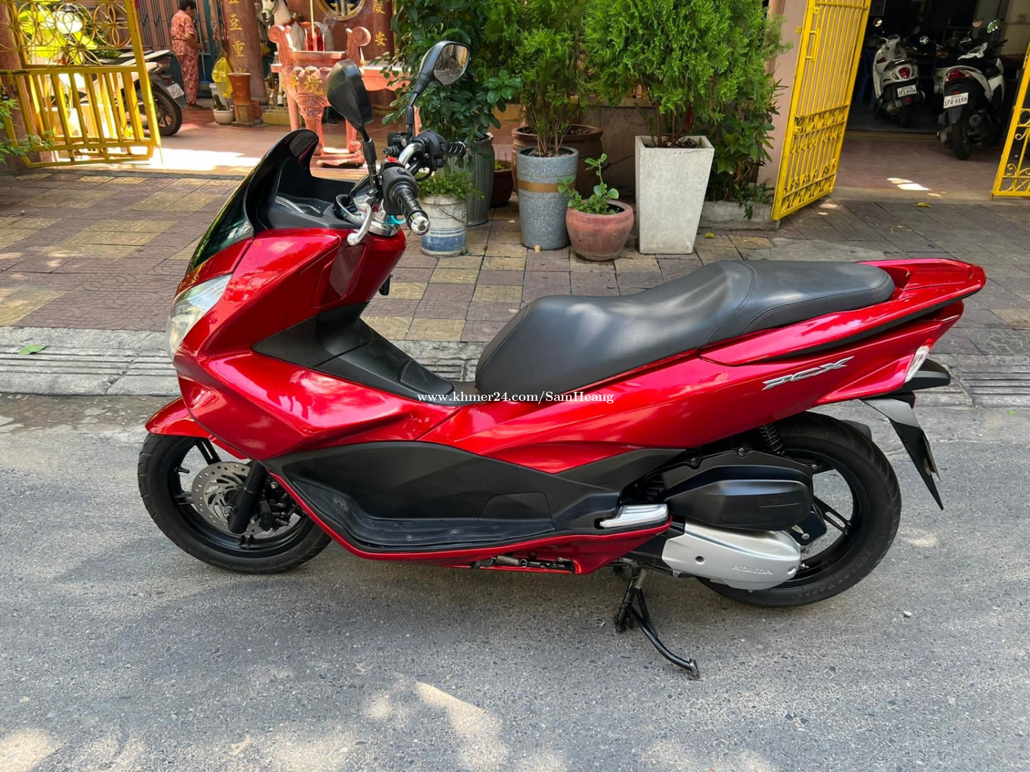 Honda pcx 150cc price $1090.00 in Boeng Prolit, Prampir Meakkakra, Phnom Penh, Cambodia ...