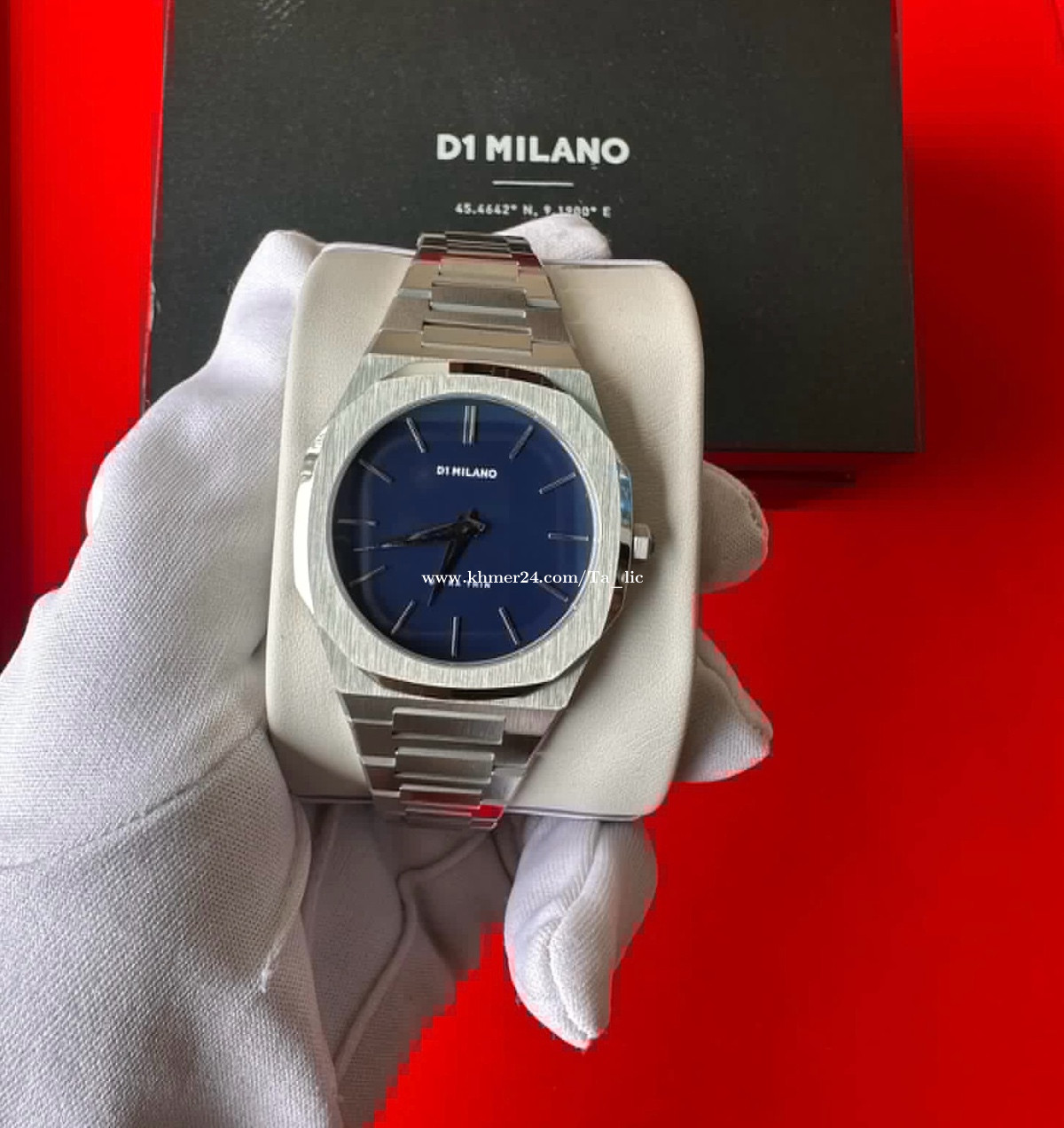 D1 Milano ultra thin silver blue face new 99% full box price $260.00 in ...