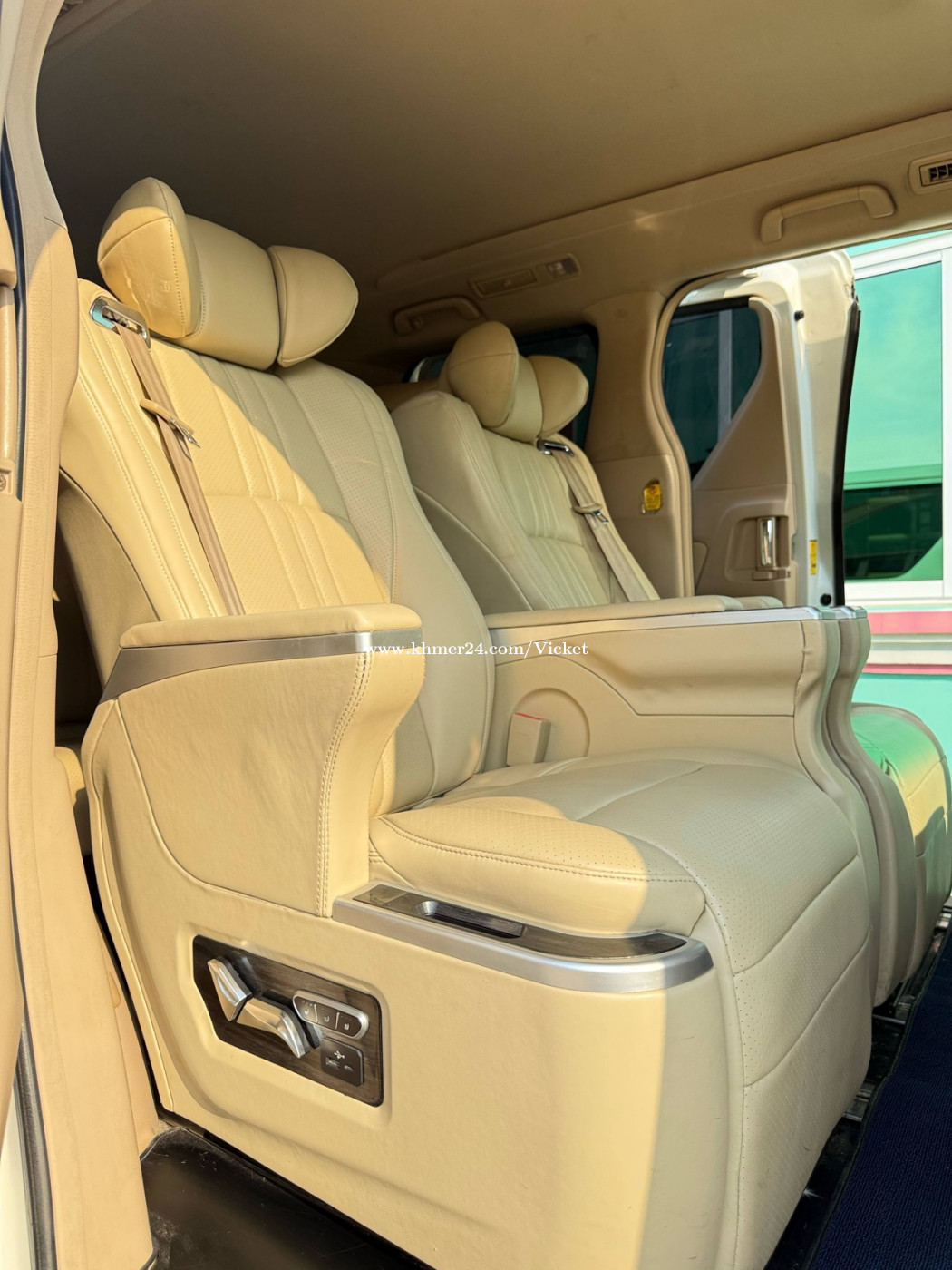 Alphard 2011 up 2021 price $33000.00 in Paoy Paet, Krong Paoy Paet, Banteay Meanchey, Cambodia ...