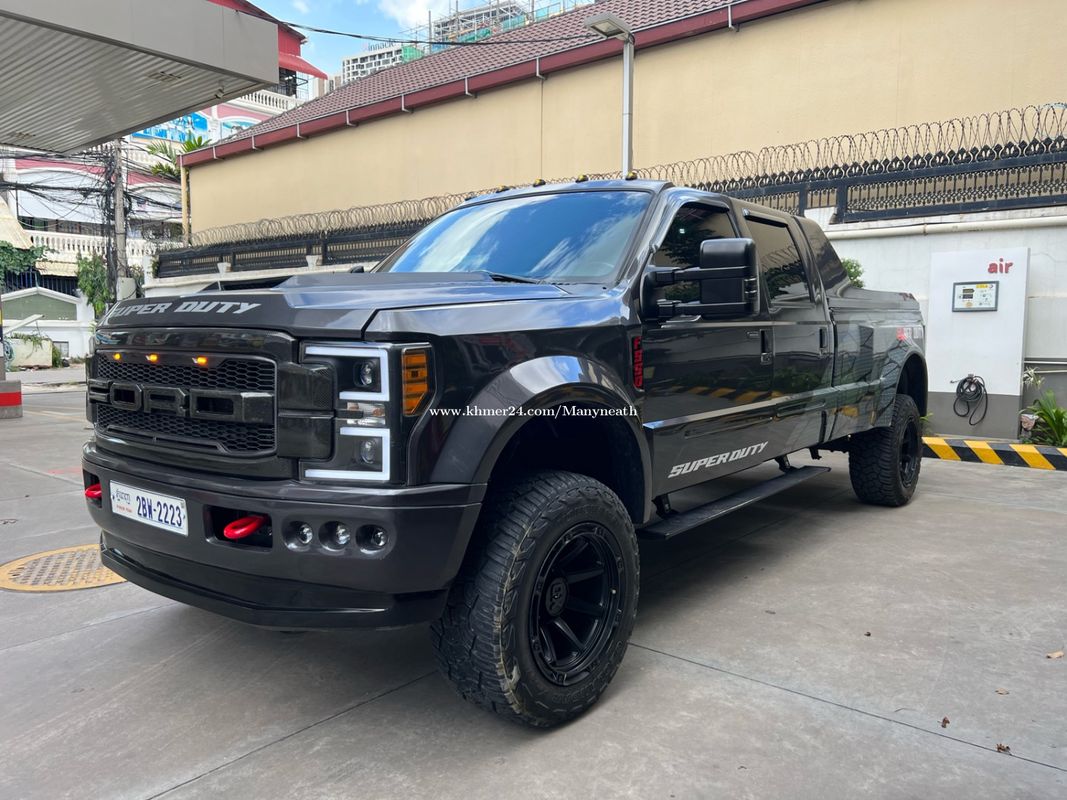 ឡានស្អាតធានាម៉ាសុីនប្រអប់លេខជូន price $29500.00 in Nirouth, Chbar Ampov, Phnom Penh, Cambodia ...