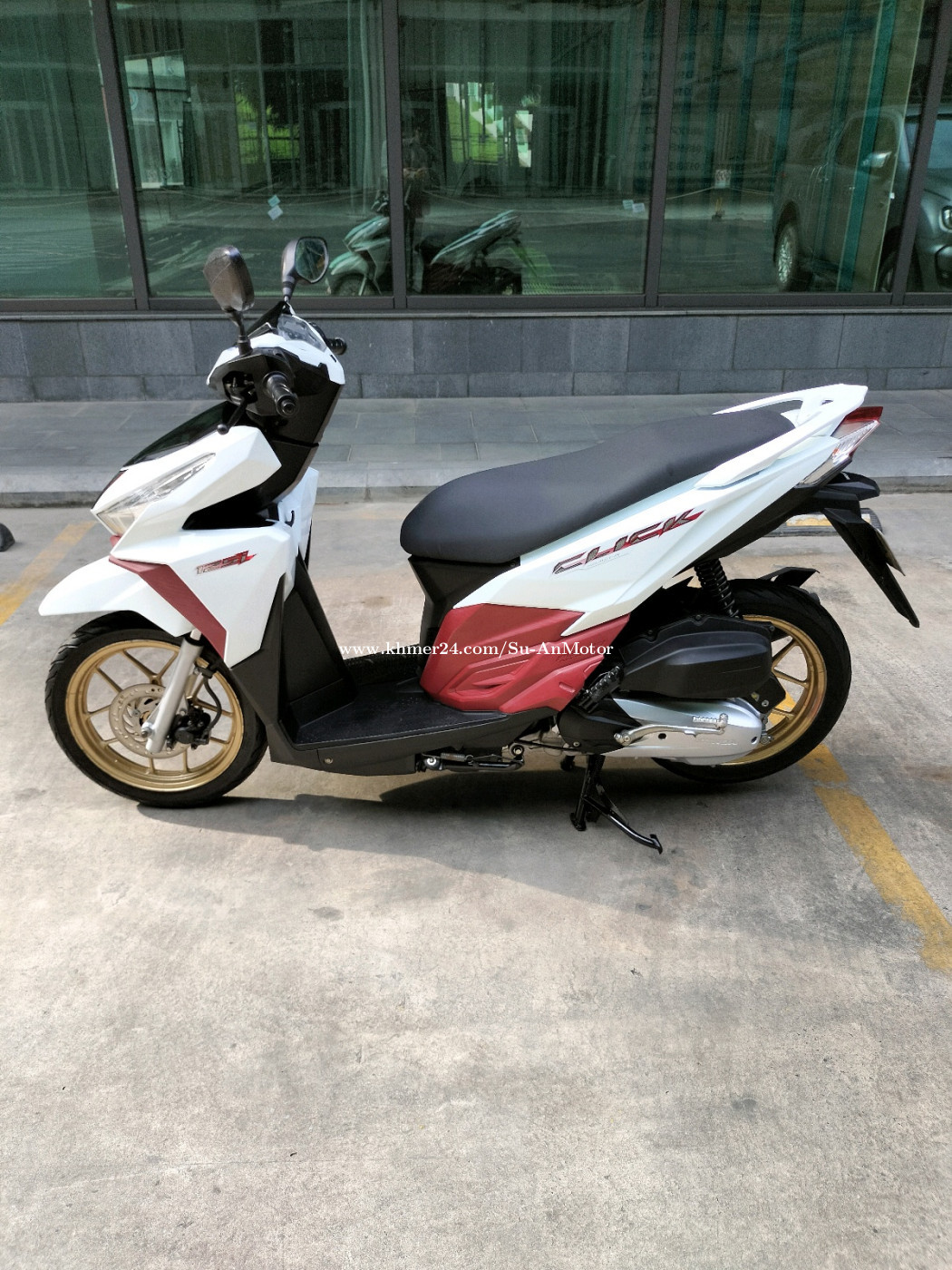 Honda click 2017 price $1290.00 in Boeng Prolit, Prampir Meakkakra, Phnom Penh, Cambodia - ស៊ូ ...