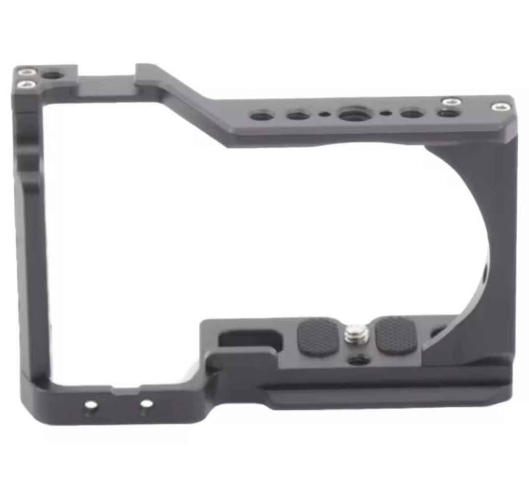 Cage rig Sony ZV-e10 camera price $26.00 in Preaek Kampis, Dangkao, Phnom Penh, Cambodia ...