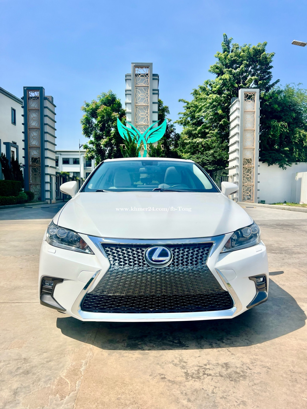 Lexus CT 200H 2012 Full Premium ខាងក្នុងពណ៌សទឹកដោះគោ price $19800.00 in Krang Thnong, Saensokh ...
