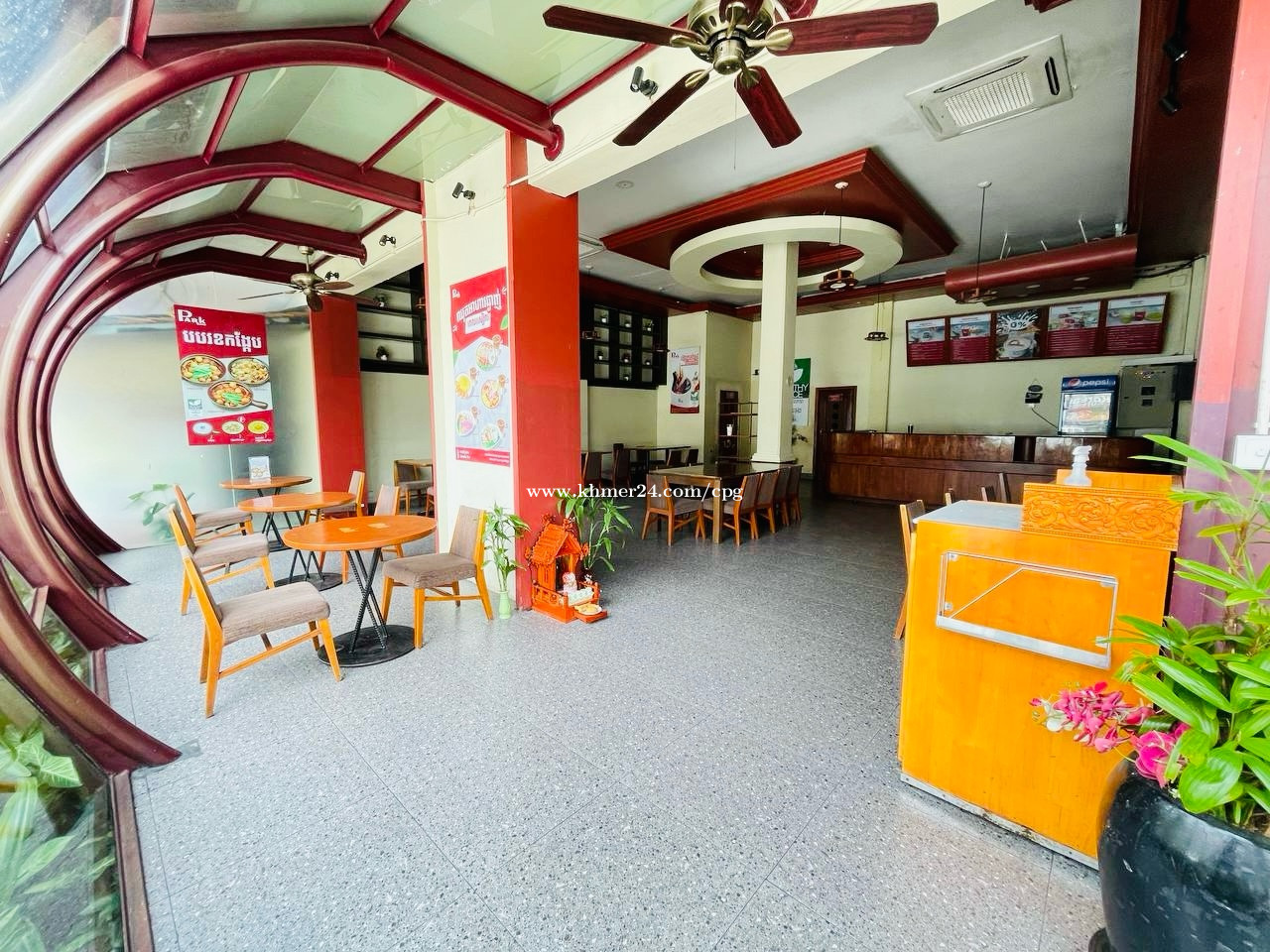 Coffee and Restaurant Fro Rent On Kampuchea Kroum Blvd price $3500.00 in Tuek L'ak Muoy, Tuol ...