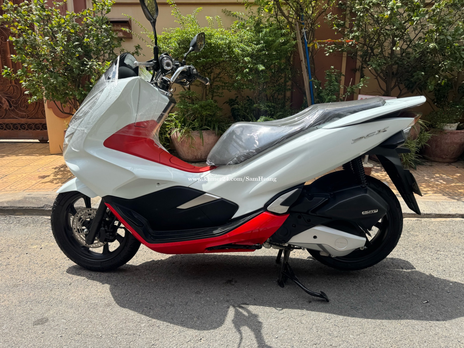 Honda pcx 150cc price $1950.00 in Boeng Prolit, Prampir Meakkakra ...