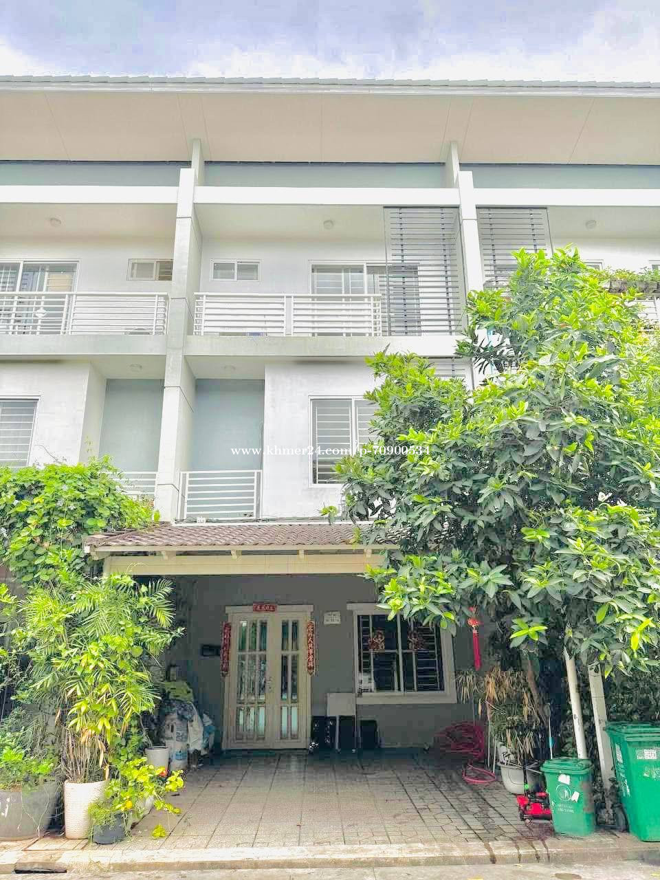 ផ្ទះលក់. រឺជួល ជាមួយម្ចាស់ផ្ទាល់ ចរចាបាន (ប៉េង ហួតបឹងស្នោ) price $128000.00 in Nirouth, Chbar ...