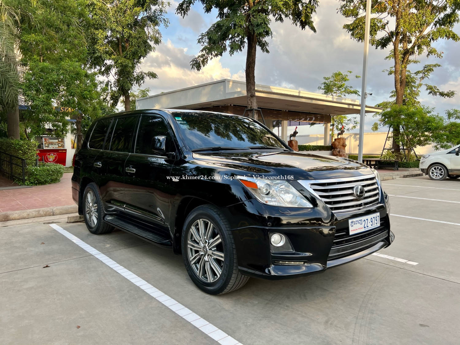 LX570 2010 price $50000.00 in Tuek L'ak Muoy, Tuol Kouk, Phnom Penh, Cambodia - Ty Sopheak ...