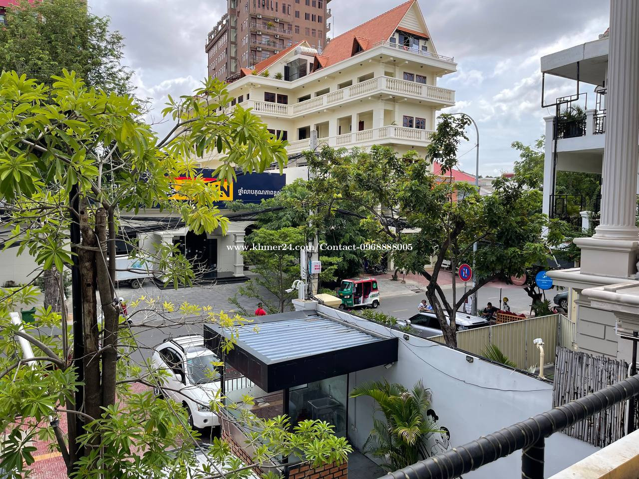 Commercial Restaurant for Rent | Daun Penh (Prime Location) price $3700.00 in Chakto Mukh, Doun ...