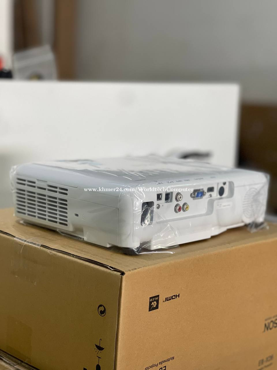 Projector Epson EB-X06 3700Lumens New=345$ price $345 in Tuek L'ak Bei, Tuol Kouk, Phnom Penh ...