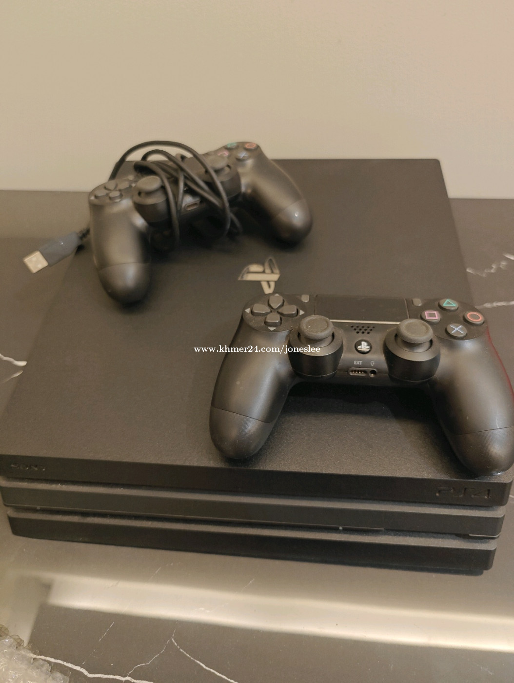 SONY PS4 PRO and GAME CDs Sell price $198.00 in Krang Thnong, Saensokh ...