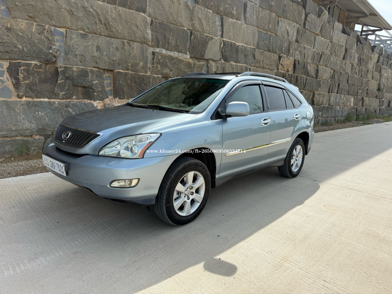 រៀប ចំ រួចរាល់ហេីយ បងប្អូន lexus RX330 P2 ពណ៌ ទឹក ខៀវ ប្រភេទ ទ្បាន ...