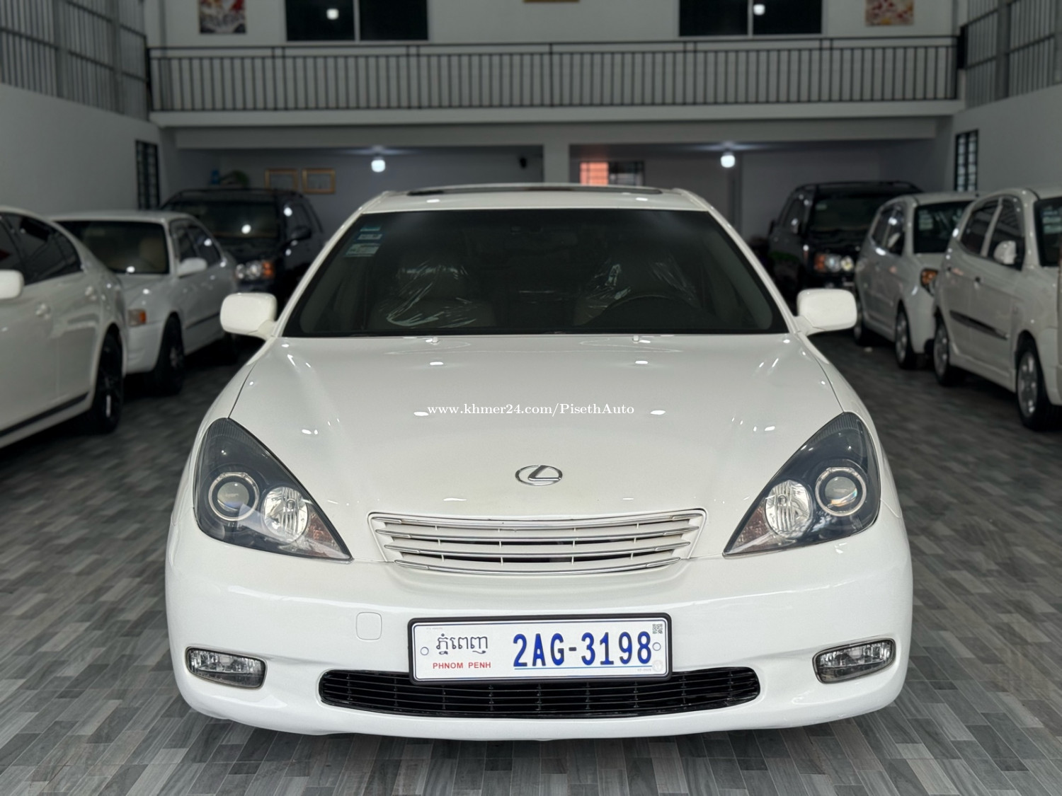 Lexus Es300 ឆ្នាំ2003 Full price $9900.00 in Krang Thnong, Saensokh ...