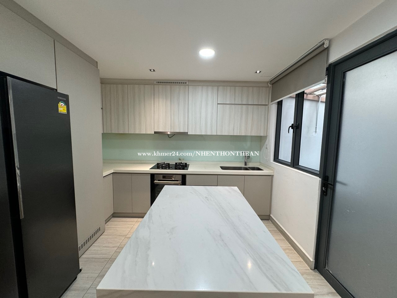 5 Bedrooms For Rent At Borey The Palm Close to Peng Hout Beoung Snor ...