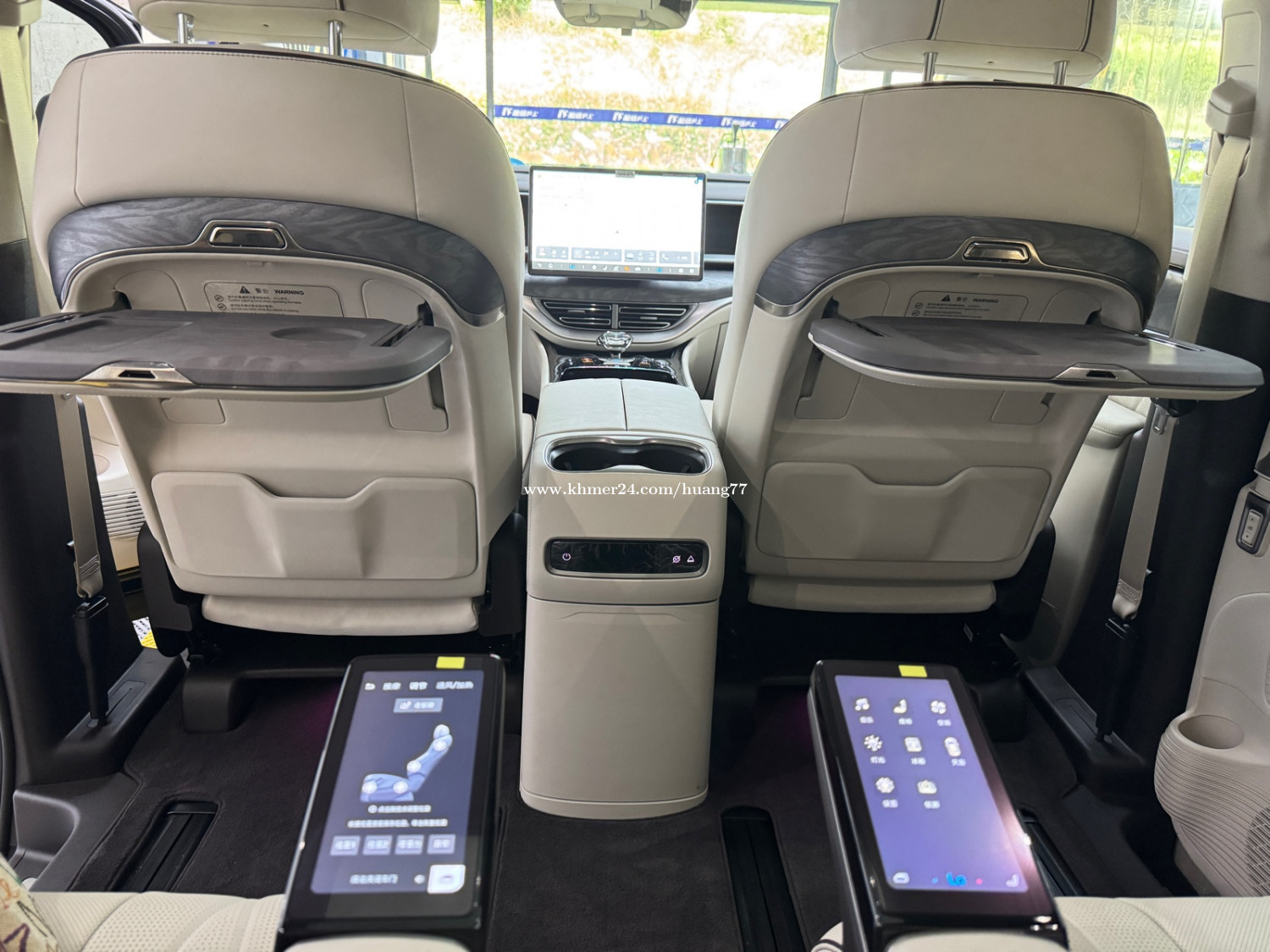 NEW 2025 Denza D9 DMI 1050（7seat） price $74800.00 in Phsar Daeum Thkov, Chamkar Mon, Phnom Penh ...