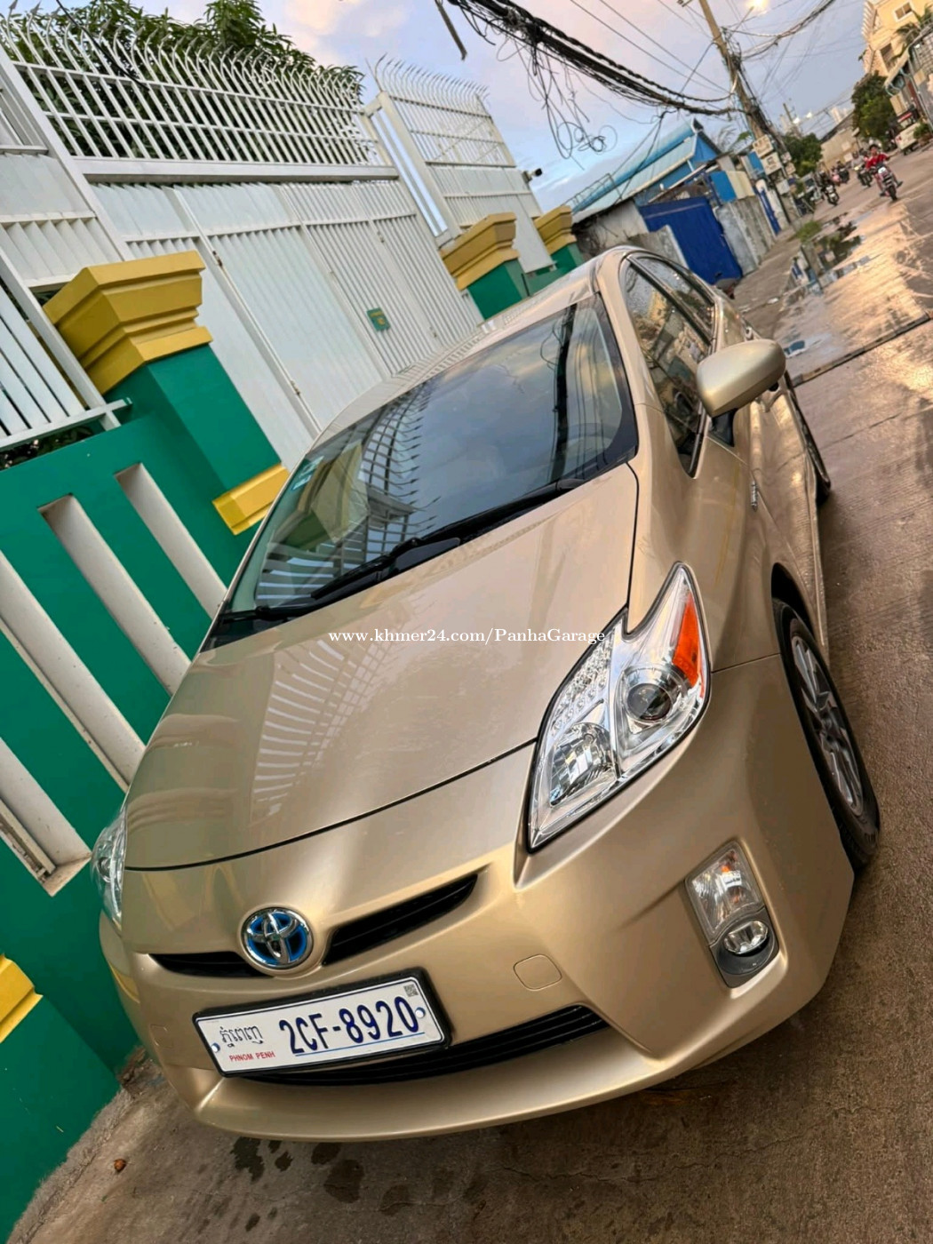 Toyota Prius 2010 option 04 no solar price $16900.00 in Boeng Kak Muoy ...