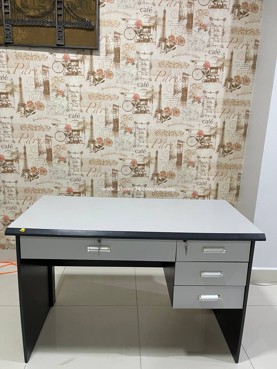 តុការិយាល័យ price $80.00 in Phnom Penh Thmei, Saensokh, Phnom Penh, Cambodia - Mss Inn | Khmer24.com