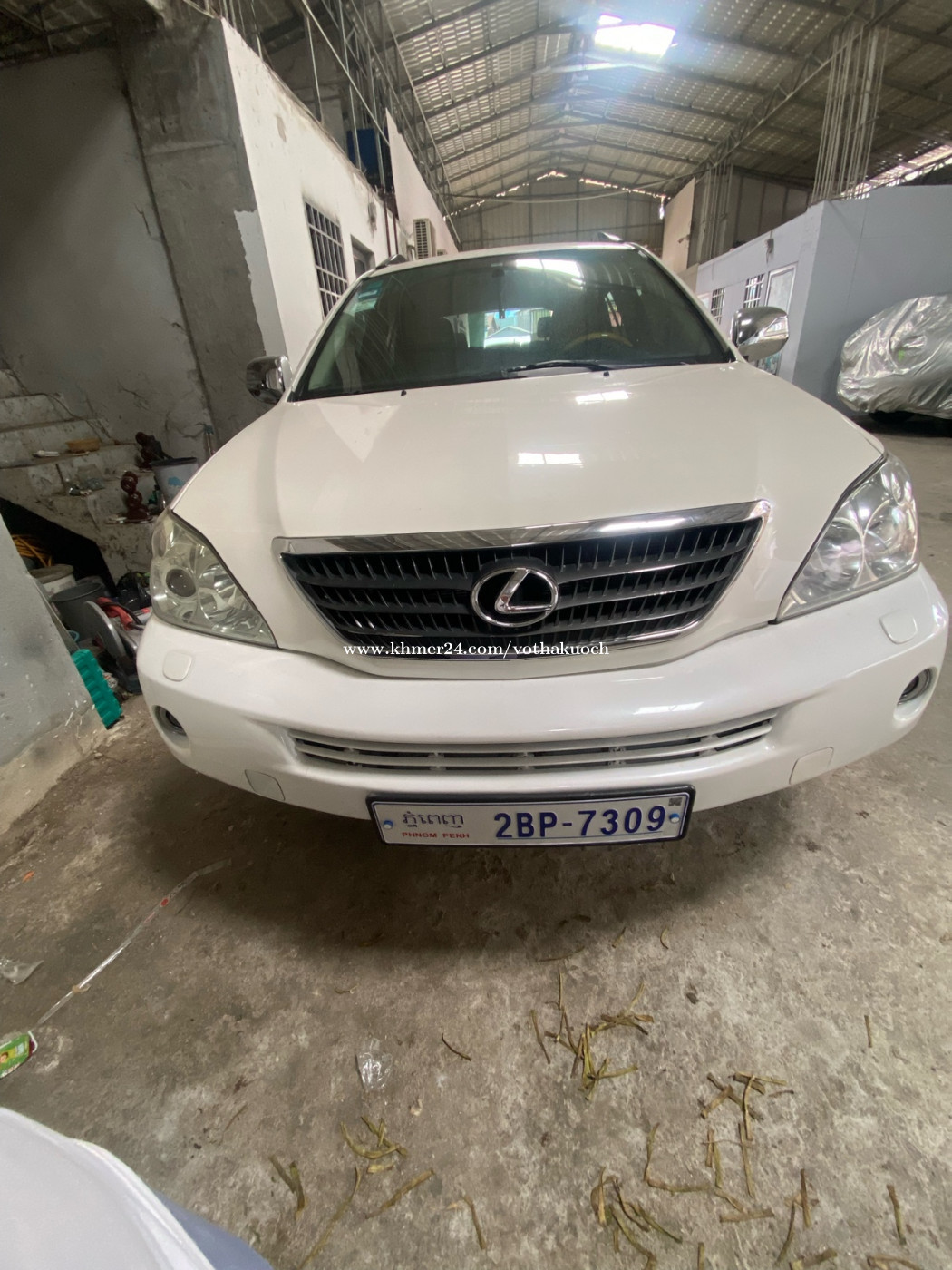 រថយន្ត400hលក់22500$ចរចា price $22500.00 in Stueng Mean chey 3, Mean ...