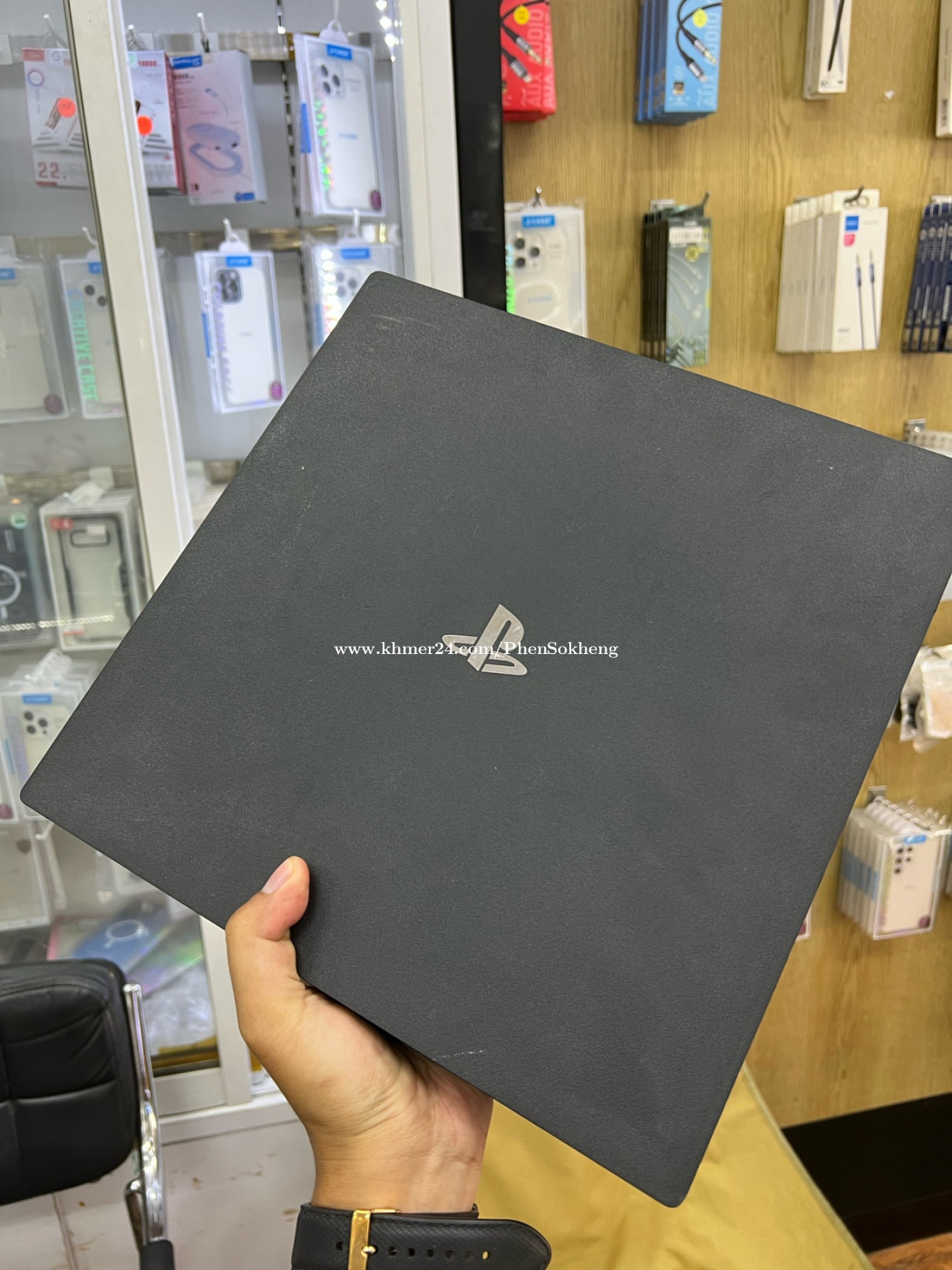 Sony PlayStation 4Pro 1T Storage Jet Black price $170.00 in Tuol Svay Prey Pir, Boeng Keng Kang ...