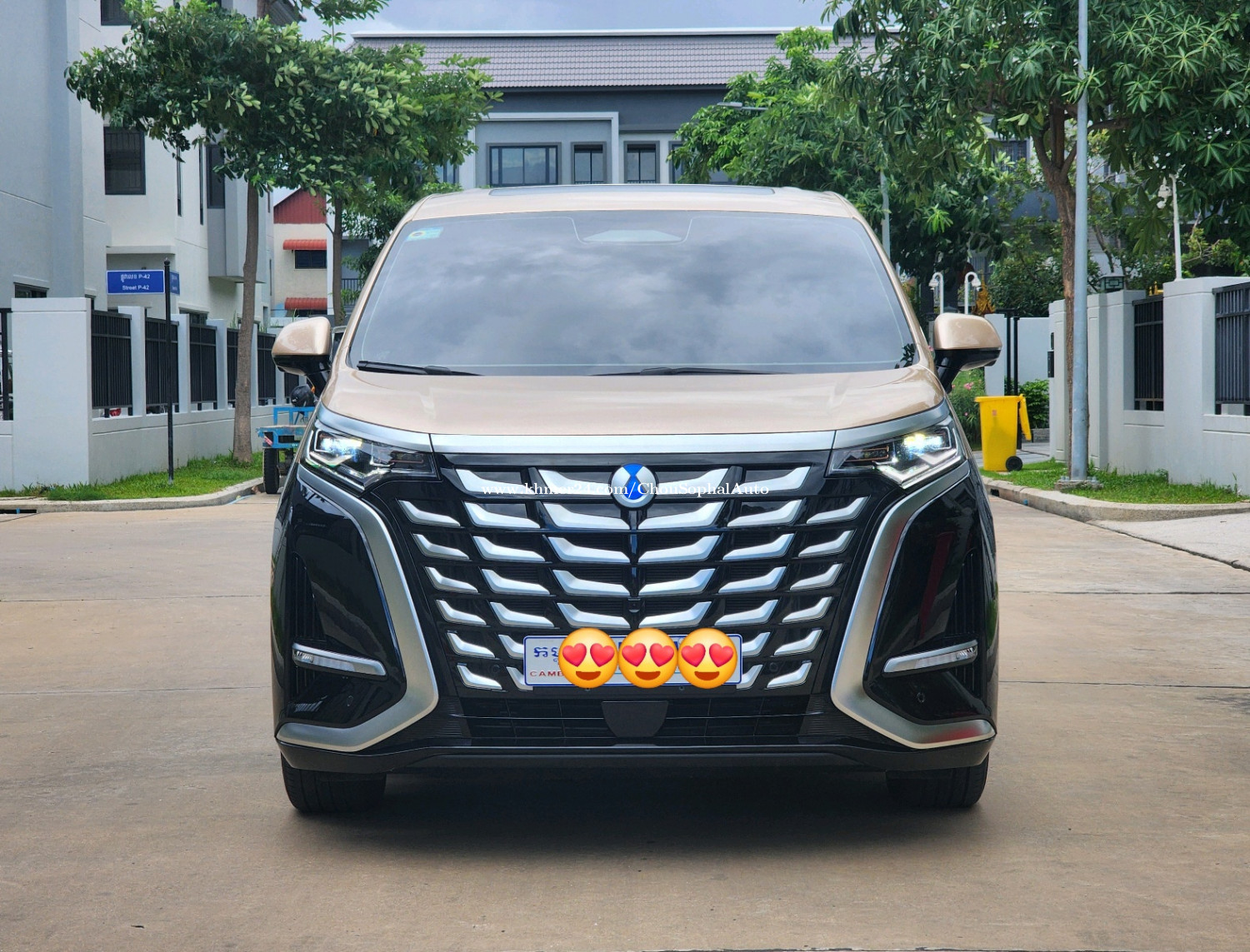 Denza D9 2025 DMI plug in Hybrid price $77500.00 in Boeng Kak Muoy, Tuol Kouk, Phnom Penh ...