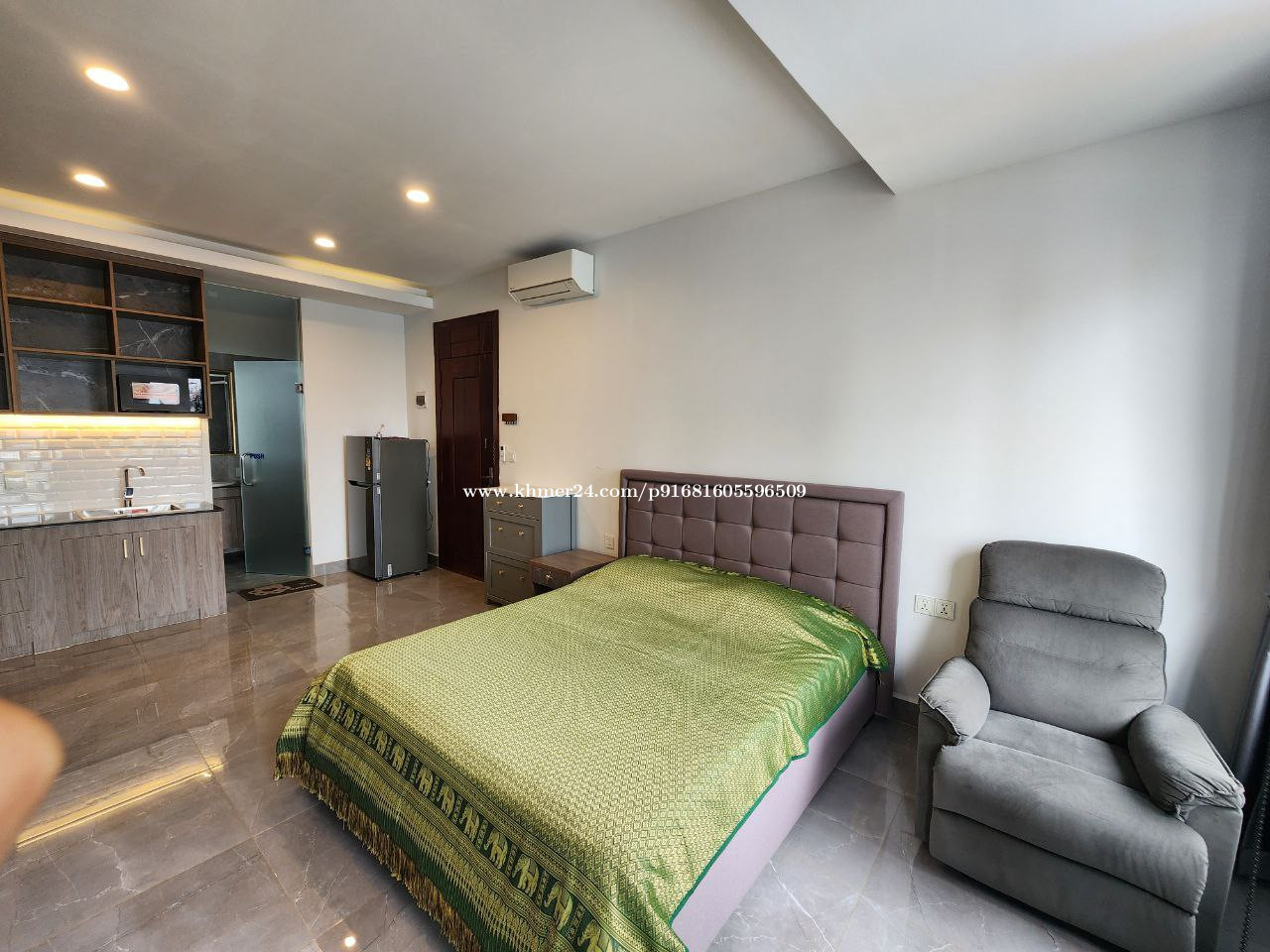 Studio Apartment at Tonle Bassac price $450.00 in Tonle Basak, Chamkar ...