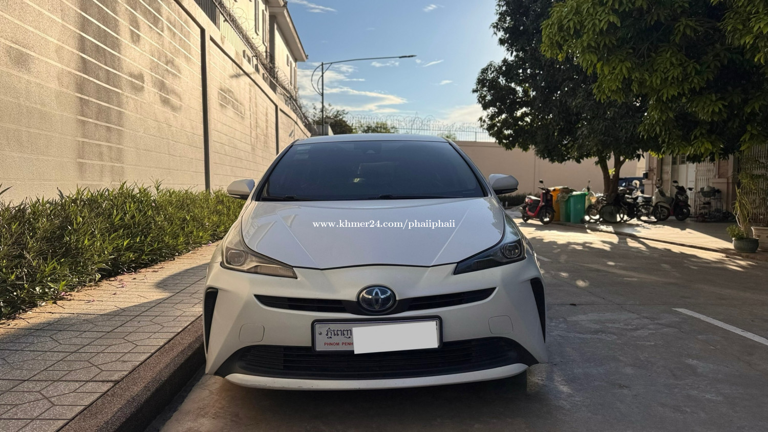 Prius 2019 price $30100.00 in Boeng Kak Muoy, Tuol Kouk, Phnom Penh ...
