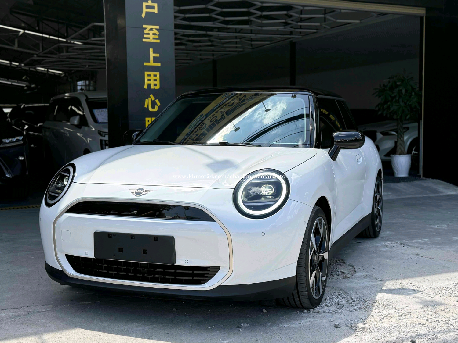 Electric MINI Cooper 2024 Model 452km Cooper SE Artist price $38000.00 ...