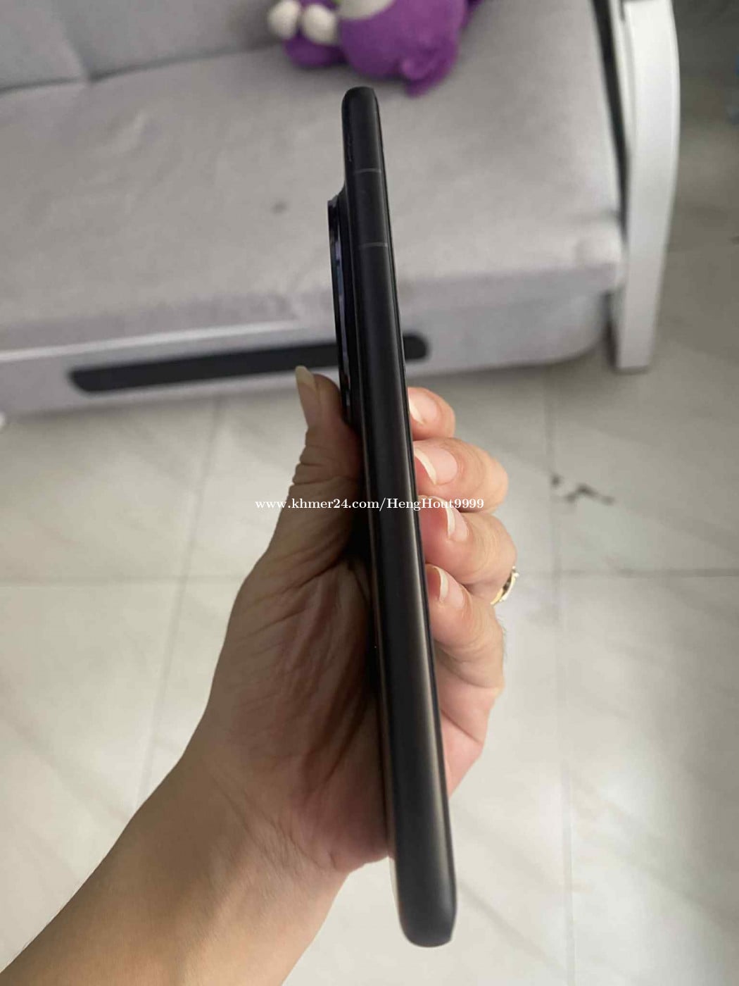 Sell Huawei Mate 60 pro 12G/512G price $430.00 in Phsar Kandal Pir, Doun Penh, Phnom Penh ...