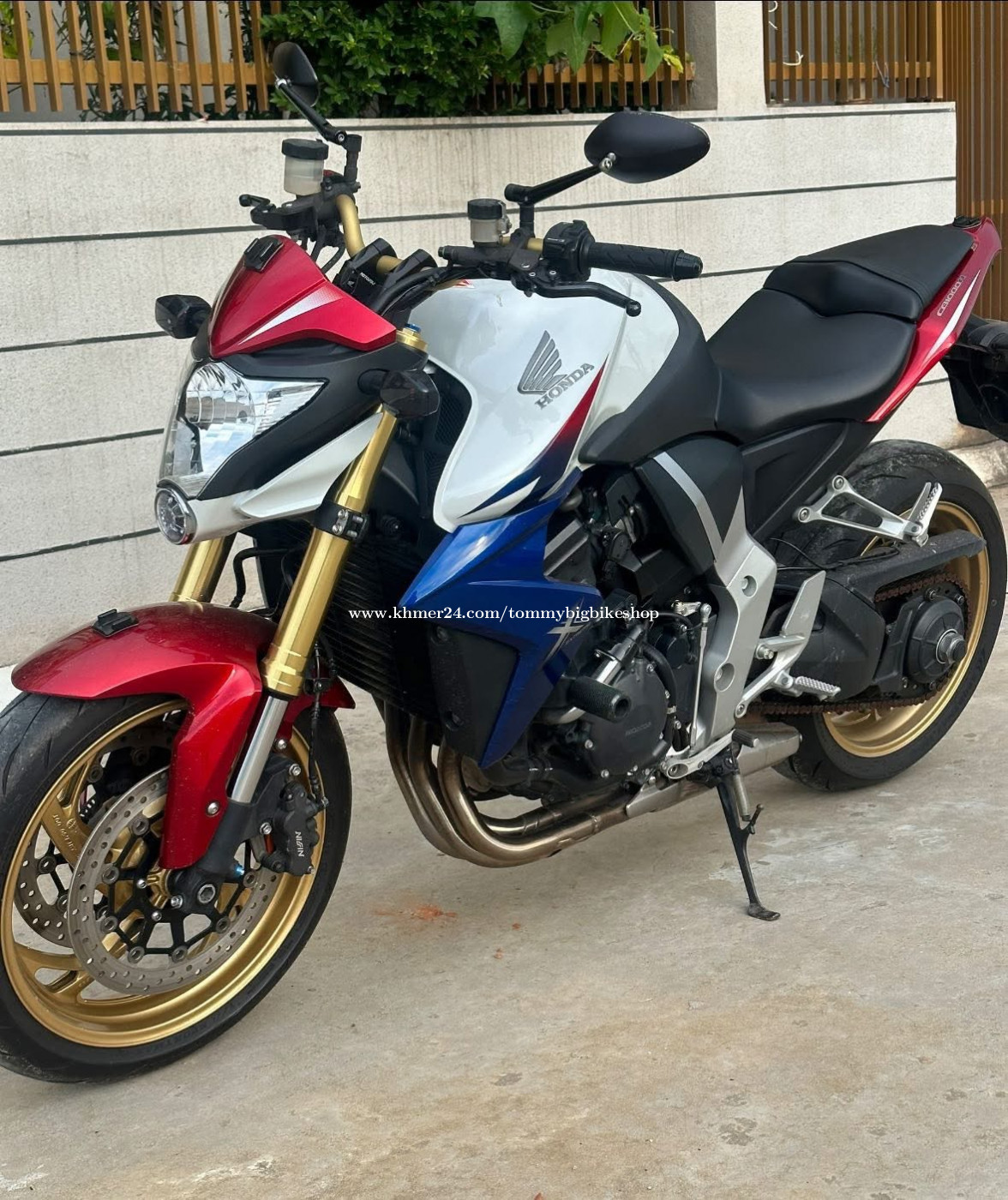 Honda CB1000rr ABS ពន្ធពេញ2012 USA price $4450.00 in Chrang Chamreh Muoy, Ruessei Kaev, Phnom ...