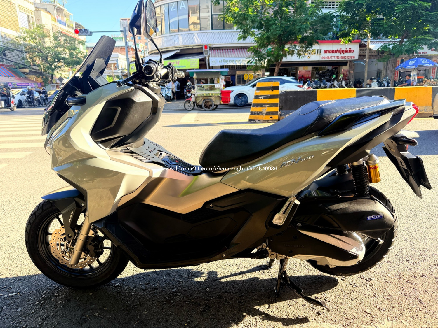 ADV 160cc. 2023. មហាខ្ចី ហ្សុីន១ជុំ017 8888 25. 070 6666 16 price $4400 ...