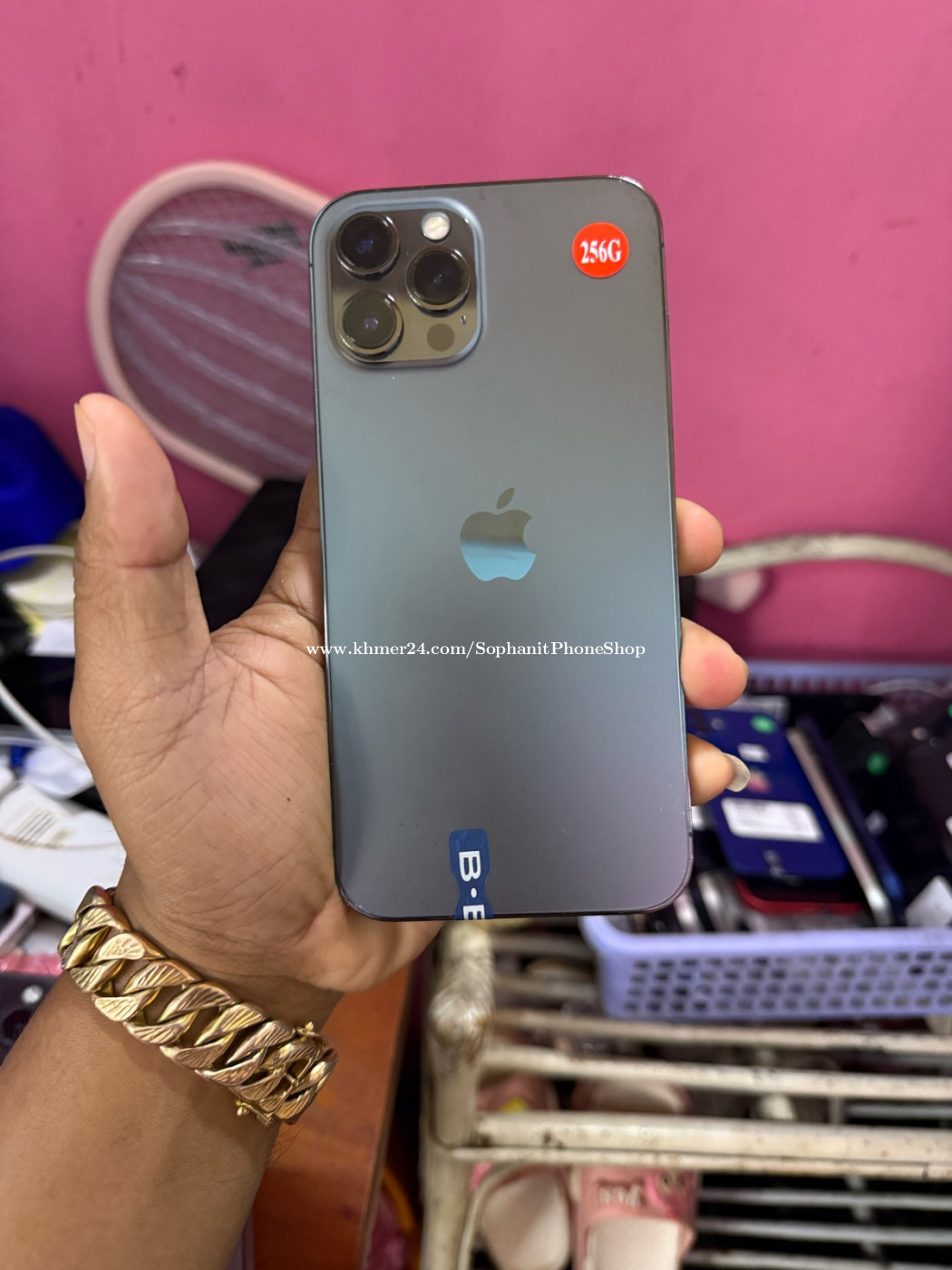 iPhone 12 Pro Max 256G សាណុំ price $390.00 in Boeng Salang, Tuol Kouk ...